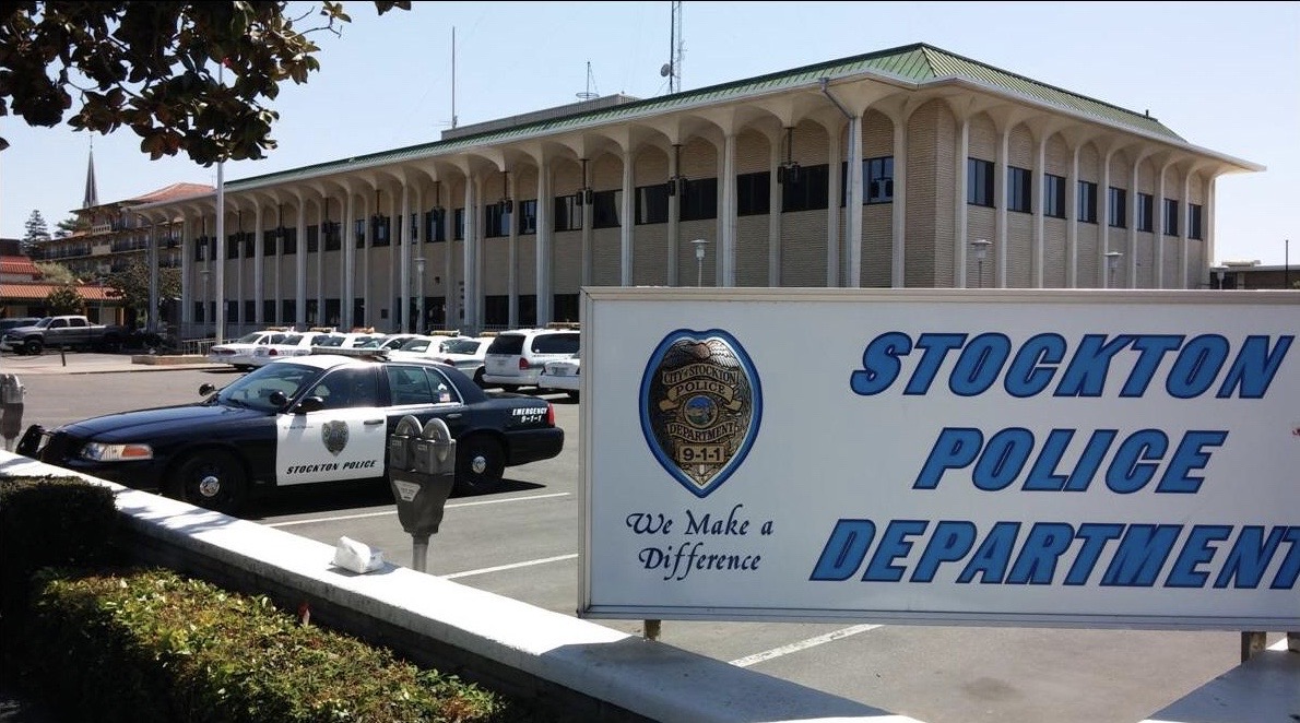 Stockton cops make notably less than those in other San Joaquin County ...